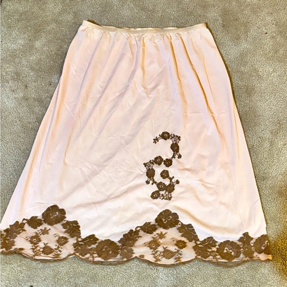 Vanity Fair | Intimates & Sleepwear | Vintage Vanity Fair Half Slip ...